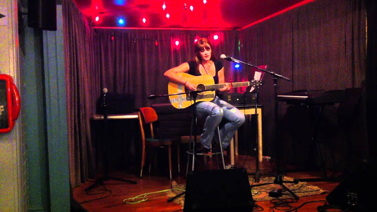 Amelia Little - YouTube