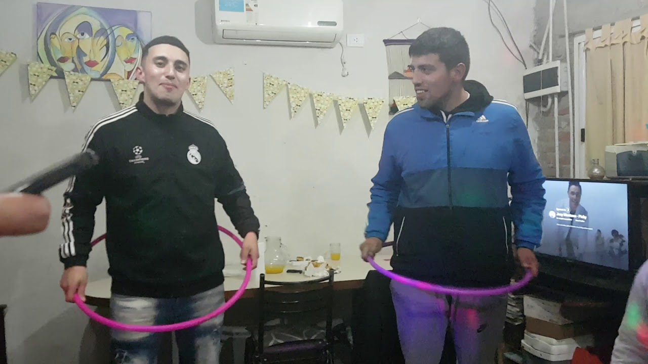 Los otros hermanos hula hula - YouTube