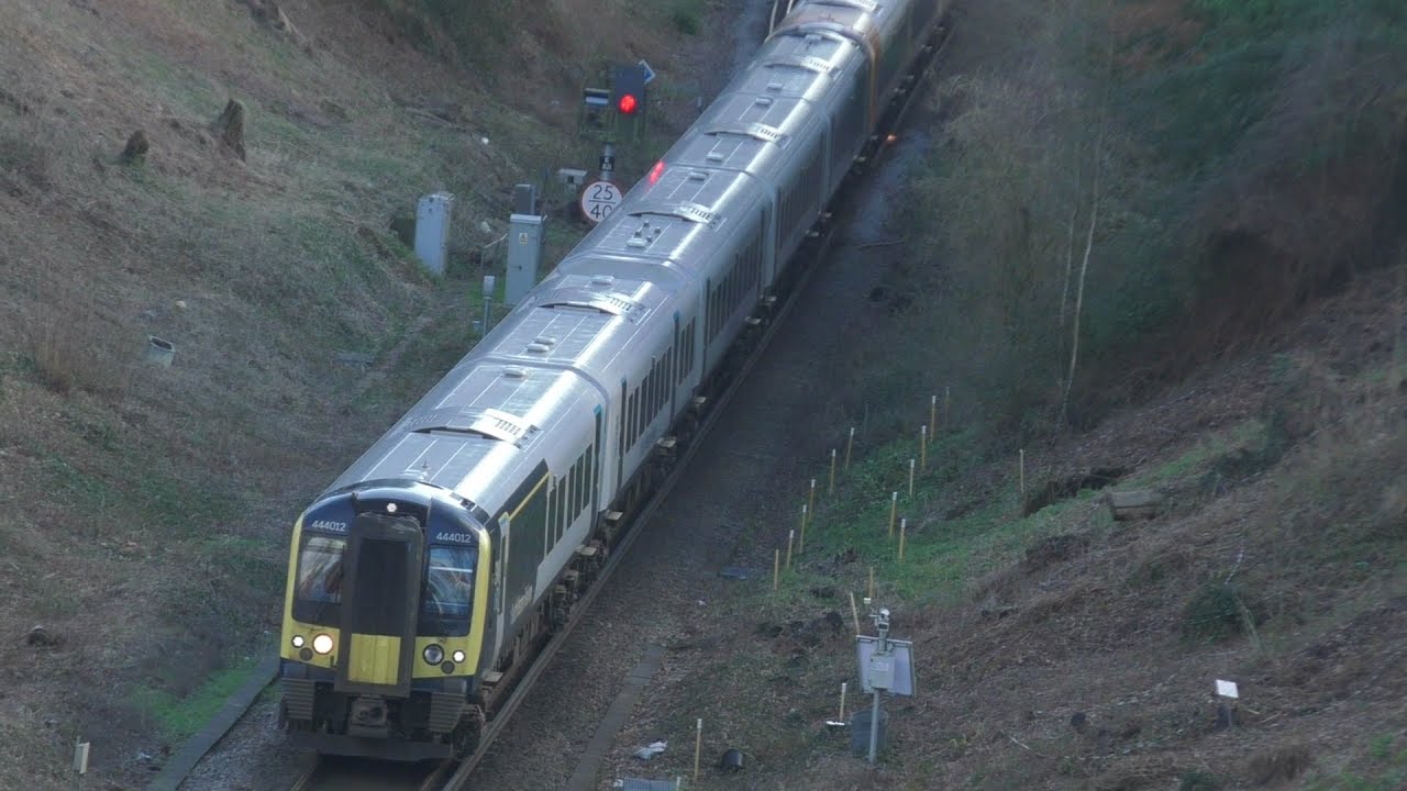 Train filming on Railway Bridges ( Highlands Road ) & Fareham Tunnel ...