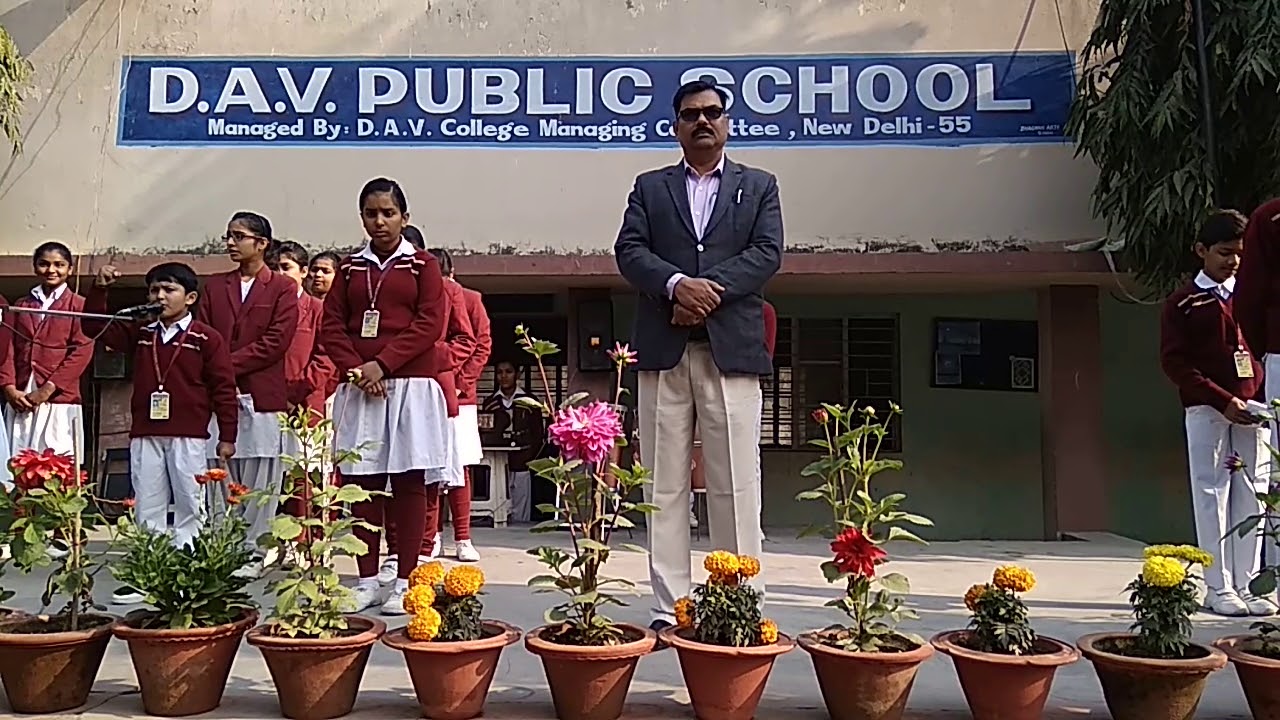 Morning assembly in dav public school Gaushala Road siwan - YouTube