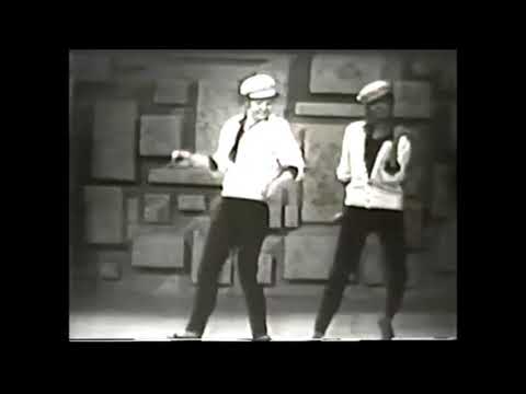 Carol Haney and Lena Horne singing and dancing to “Deed I Do.” - YouTube