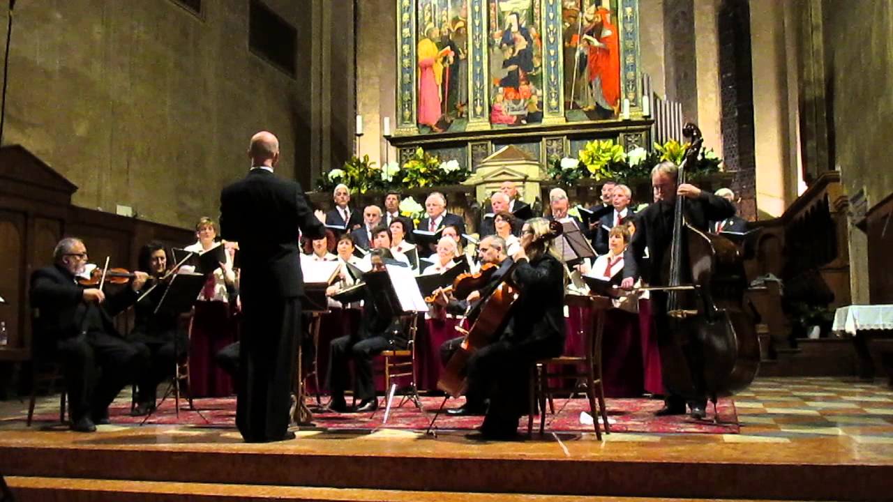 Concerto "Est Incarnatus Est..." AVE VERUM CORPUS - Mozart - YouTube