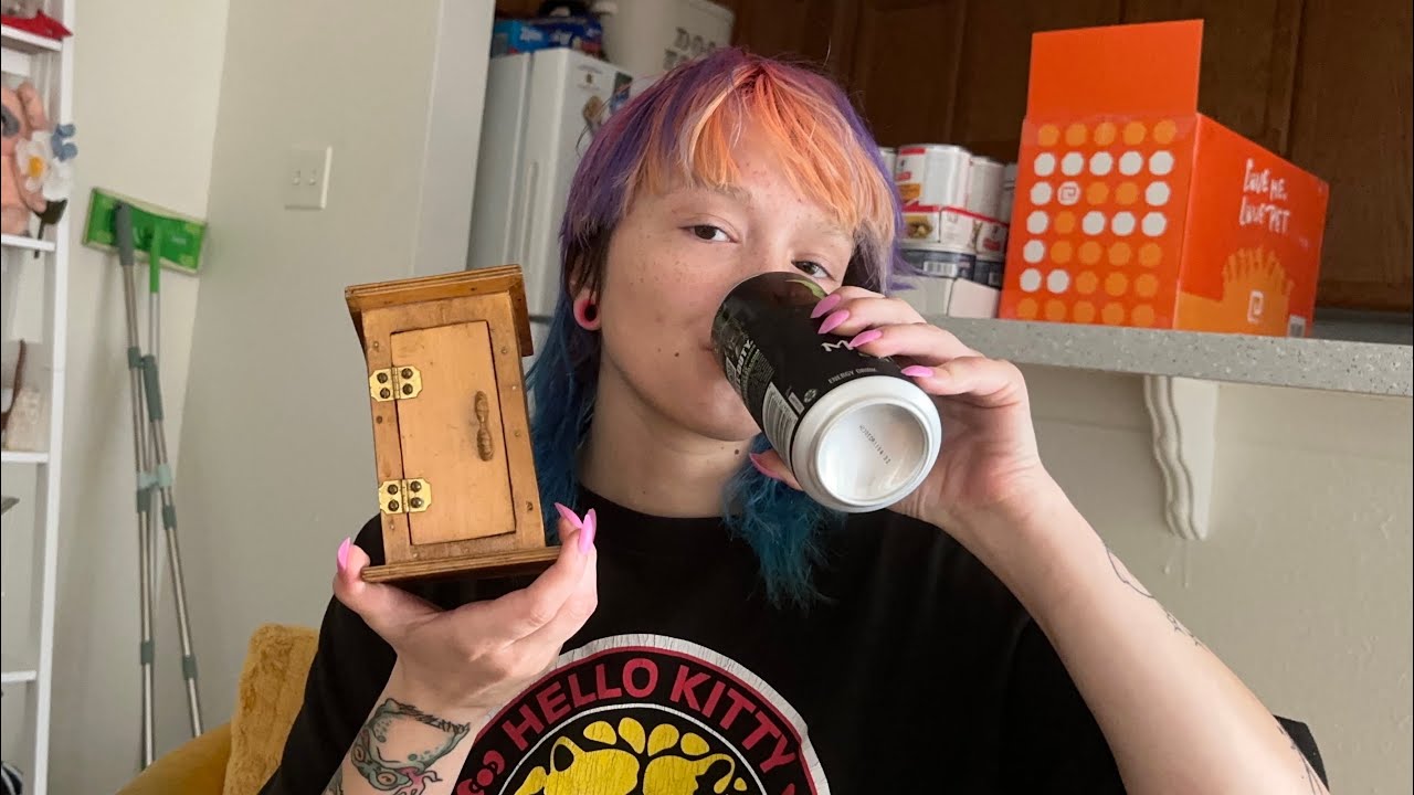 ASMR Tapping! Glass, wood, metal and plastic! - YouTube