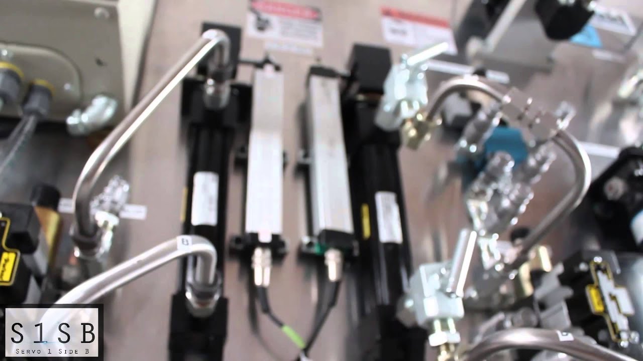 Servo Trainer - YouTube