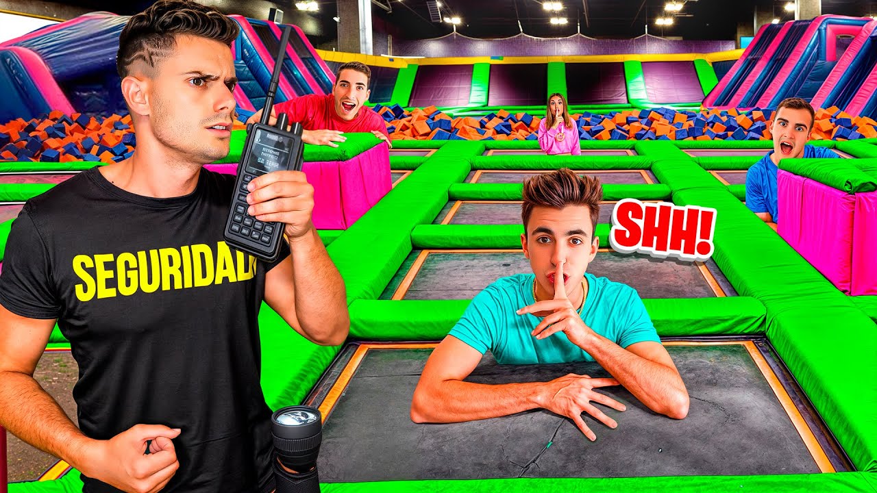 NOS COLAMOS EN UN PARQUE de TRAMPOLINES MIENTRAS ESTÁ CERRADO...*nos ...