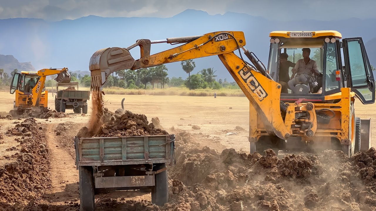 JCB 3DX Eco Xpert Loading Murum in Swaraj 744, 855FE John Deere5105 ...