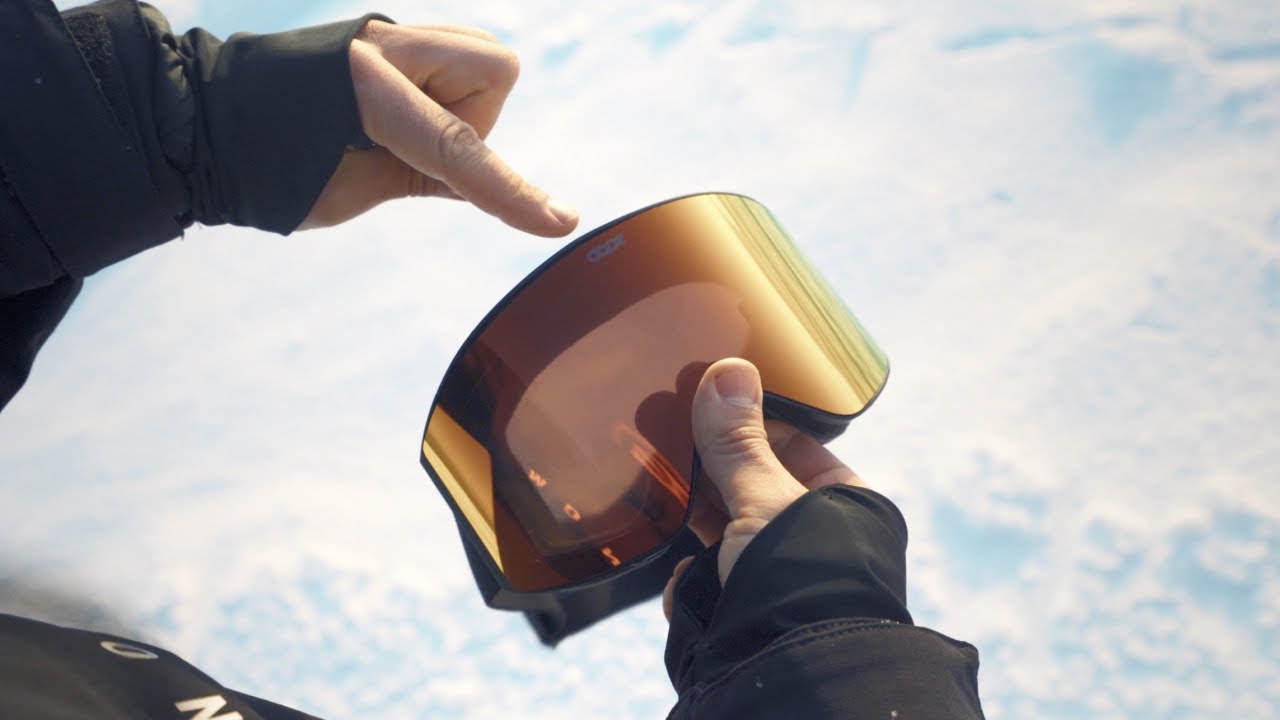 How to change the lens on your Dope Snow FW22 goggles - YouTube