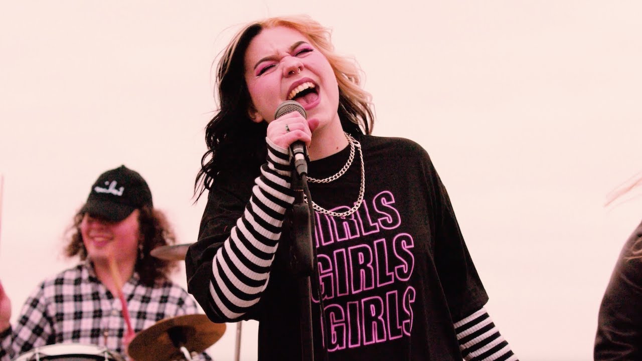 Smooth Brain - No Pressure (Official Music Video) - YouTube