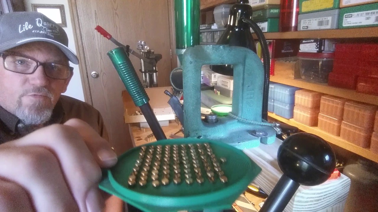 Reloading 9mm for beginners and the curious part 1 to be continued ...