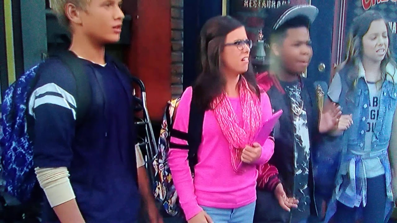 Game Shakers clip #6 - YouTube