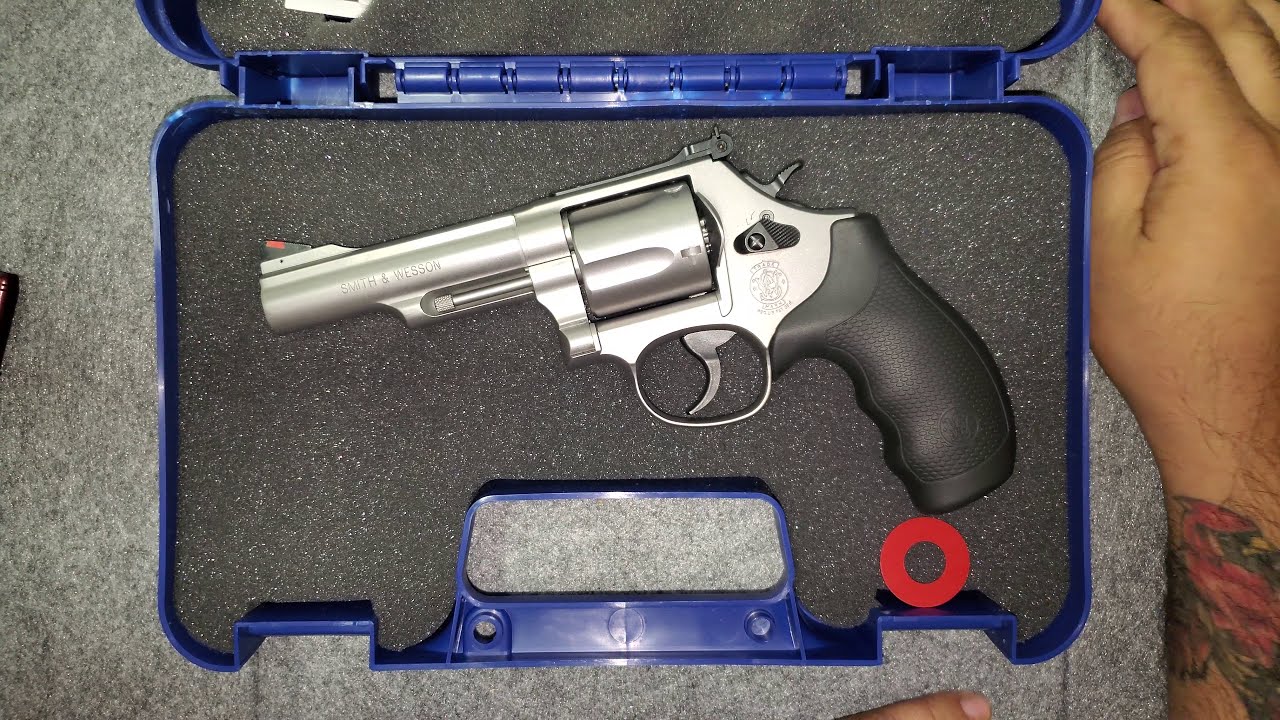 Smith & Wesson M69 .44 Combat Magnum - YouTube