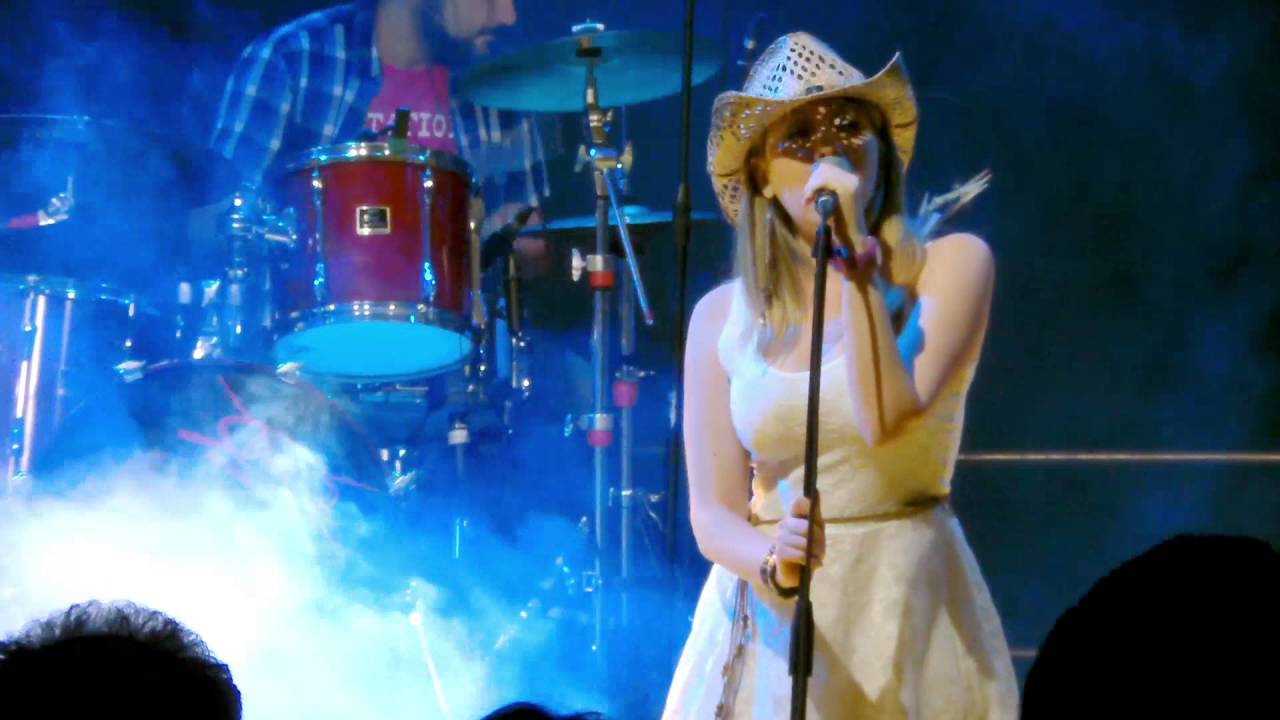 White Horse Country Band - Live in Concert - YouTube