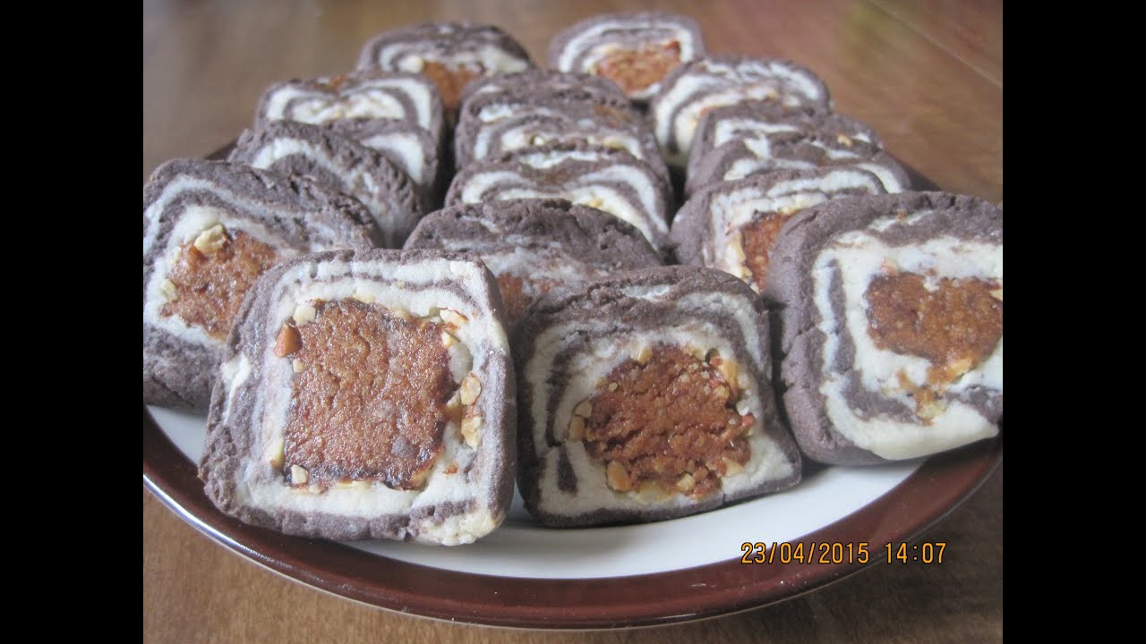 gâteaux aux dates délicieux et facile----حلوة بالتمر رائعة و سهلة - YouTube