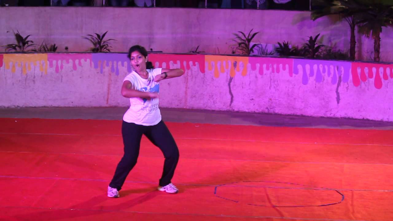 Street Steppers - Nivi Solo Dance. - YouTube