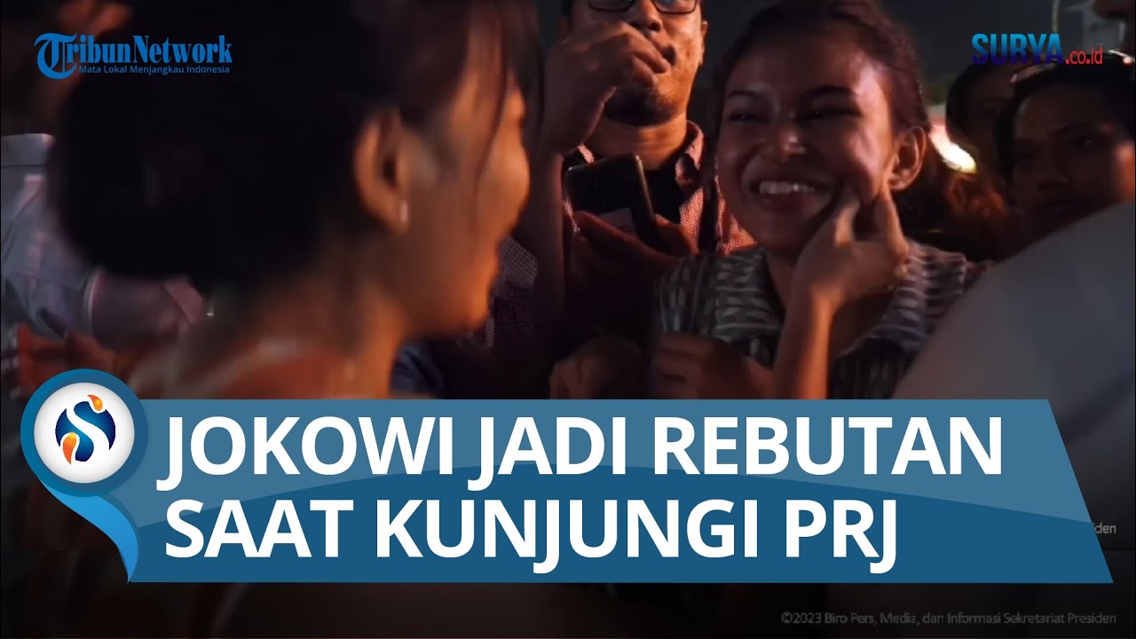 Jokowi Jadi Rebutan Saat Kunjungi Booth Jakarta Fair, "Pak, Sini Mampir ...