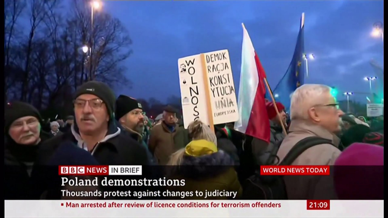 Protests against judiciary changes (Poland) - BBC News - 1st December ...