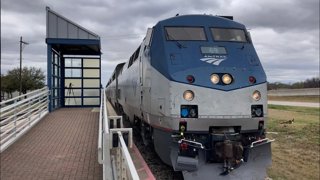Amtrak #69 (Train #22) at Richland Hills, TX (March 22, 2022) - YouTube