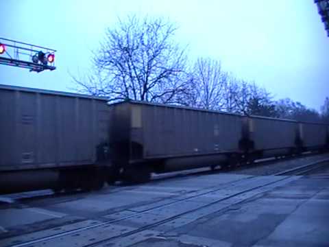 2/21/2011 UP 6950 Leads Coal Westbound On 1 With GECX 7001 - YouTube