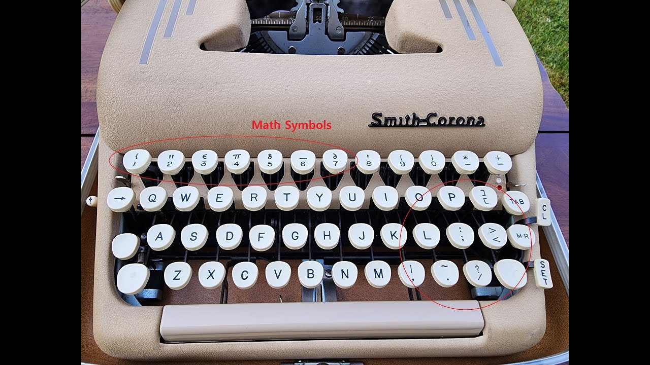 Smith Corona Silent Super Typewriter with Math Symbols _ 5T 229954 X ...