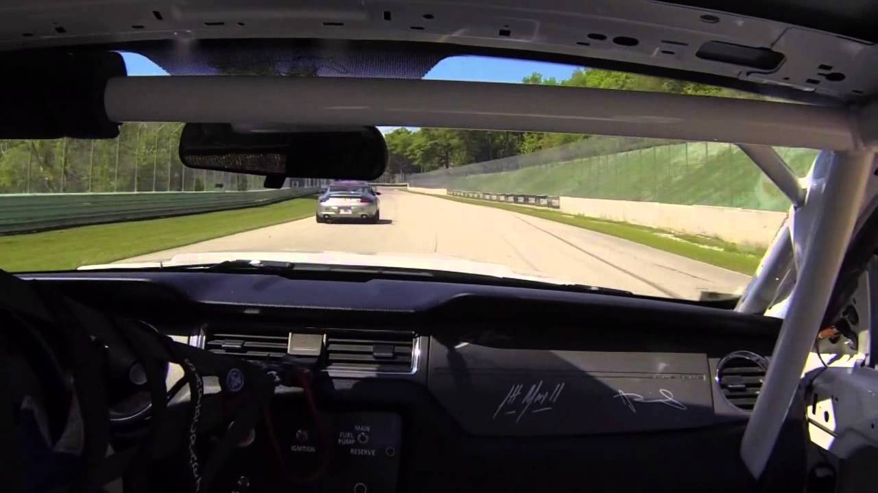 Mustang Boss 302R, Road America Kink - YouTube