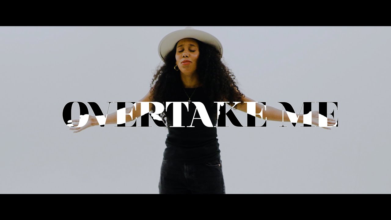 DOMINIQUE MOLINA - OVERTAKE ME / AHAVA - YouTube