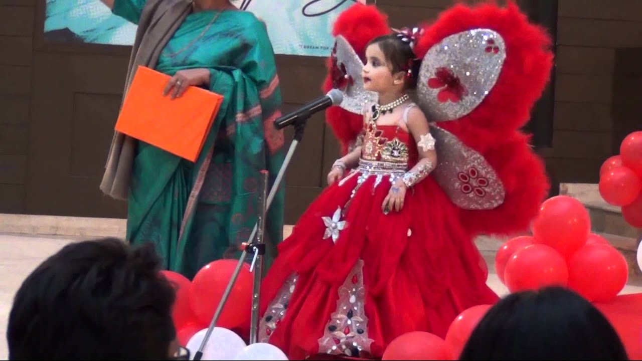 Shloka in mothers pride fashion show.flv - YouTube