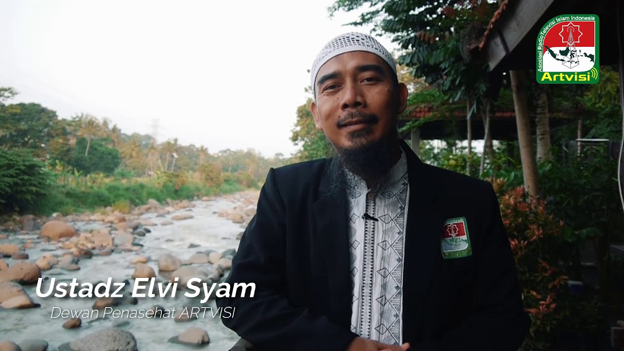 Ustadz Elvi Syam - YouTube