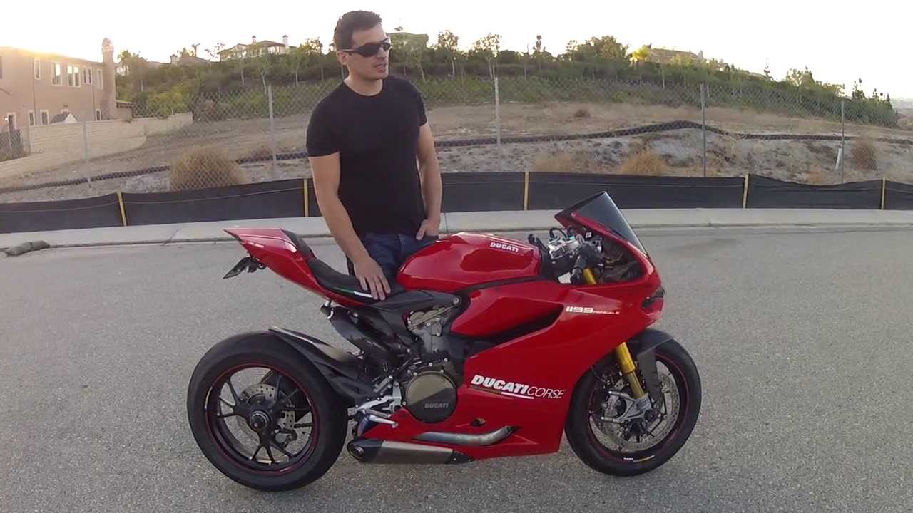 Antonio Sabato Jr.'s Ducati Panigale w/ Akrapovic Ti Exhaust Starting 1 ...