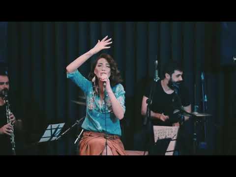 Sende bir kenera at gitsin beni