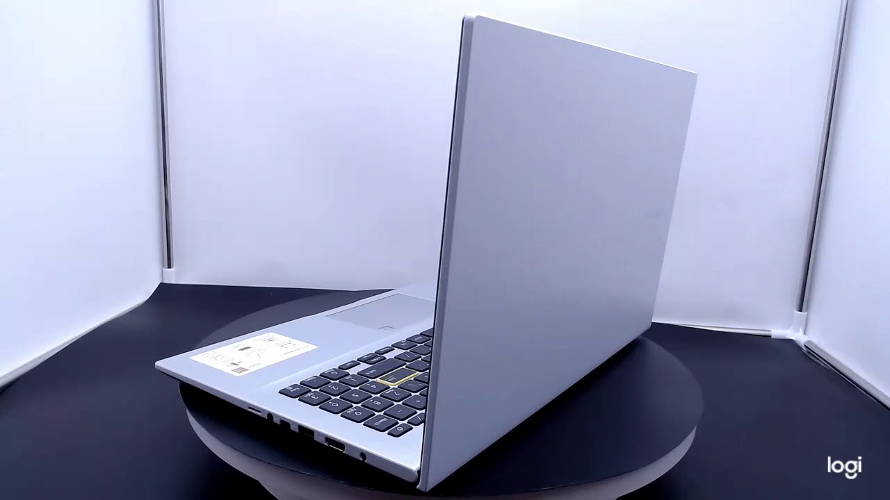 ASUS VivoBook 15 X513E (White) - YouTube