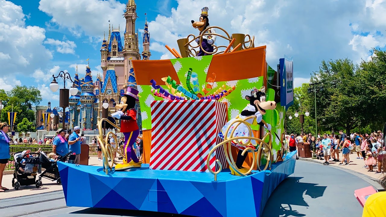 Disney Magic Kingdom Parade | 4K Video | July 2021 | Orlando Florida ...