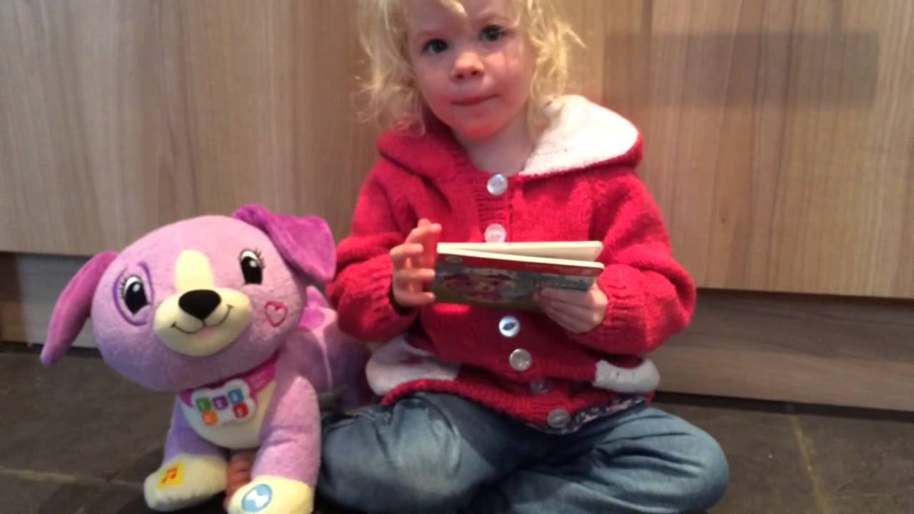 Isla and read with me Violet - YouTube