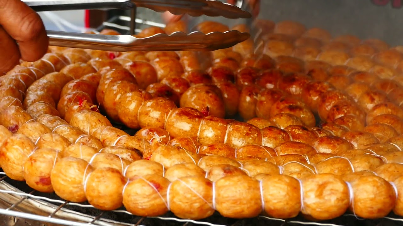 Sai Krok Isan (Northerneastern Thai Fermented Pork Sausage) | Street ...