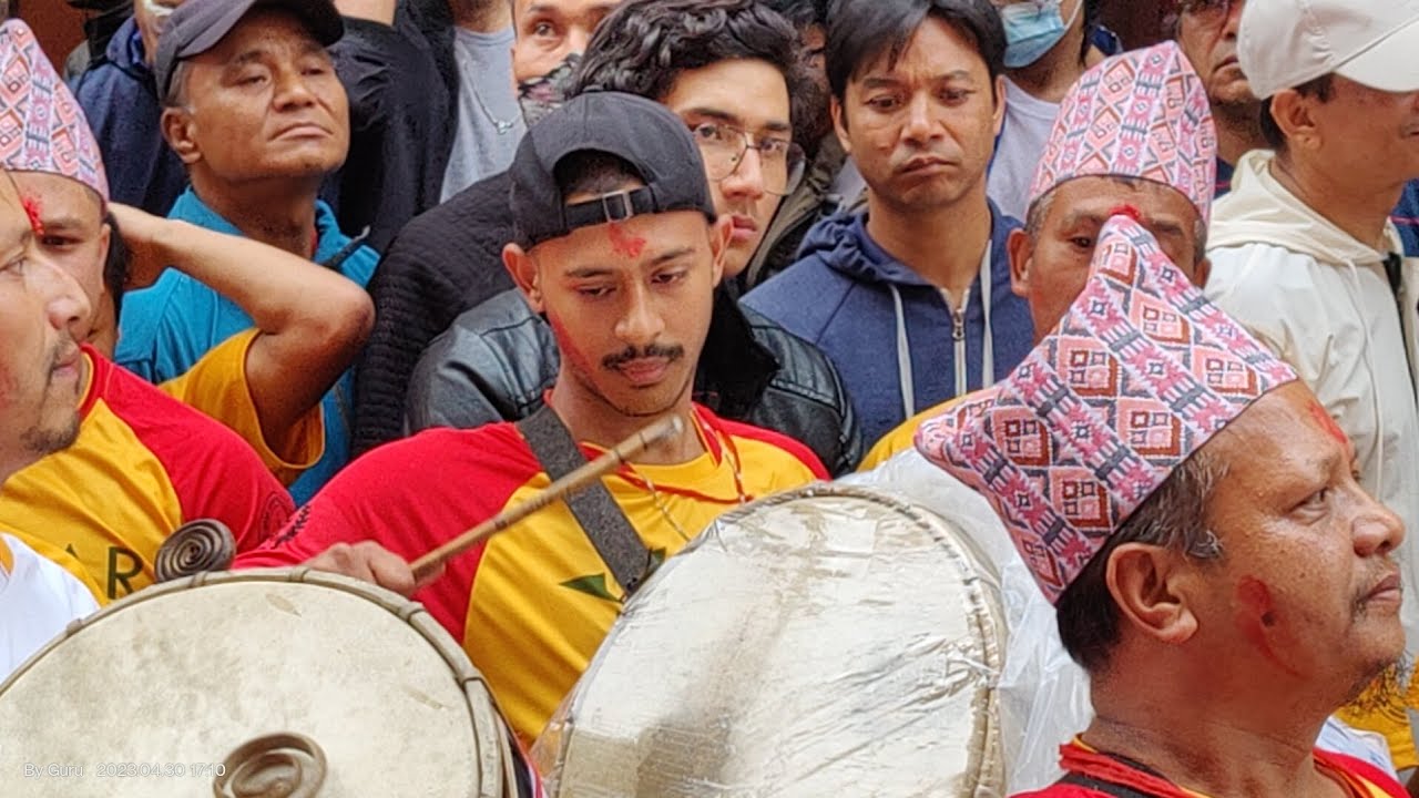 Dhimas baja at Machindranath Jatra - YouTube