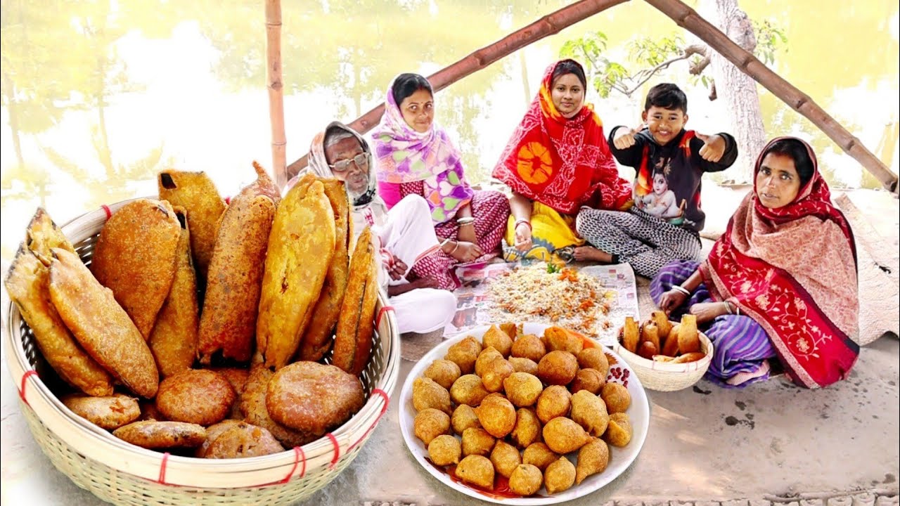 চপ,বেগুনি,ফুলুরি একসাথে তিন রকমের তেলেভাজা বানিয়ে সবাই মিলে একসাথে ...