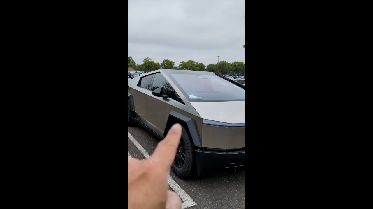 Tesla everywhere! - YouTube