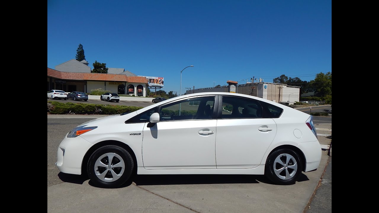 2013 Toyota Prius in depth walk around and overview video review! - YouTube