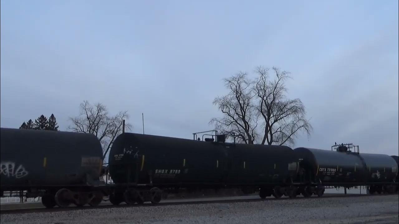 CP-249 OS Pewaukee, WI on 1-7-25 2x0x0 w/UP-5940 - KCS-4596 - YouTube
