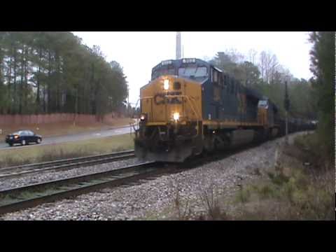 CSX northbound freight Q675 at CP Moon in Kennesaw,GA - YouTube