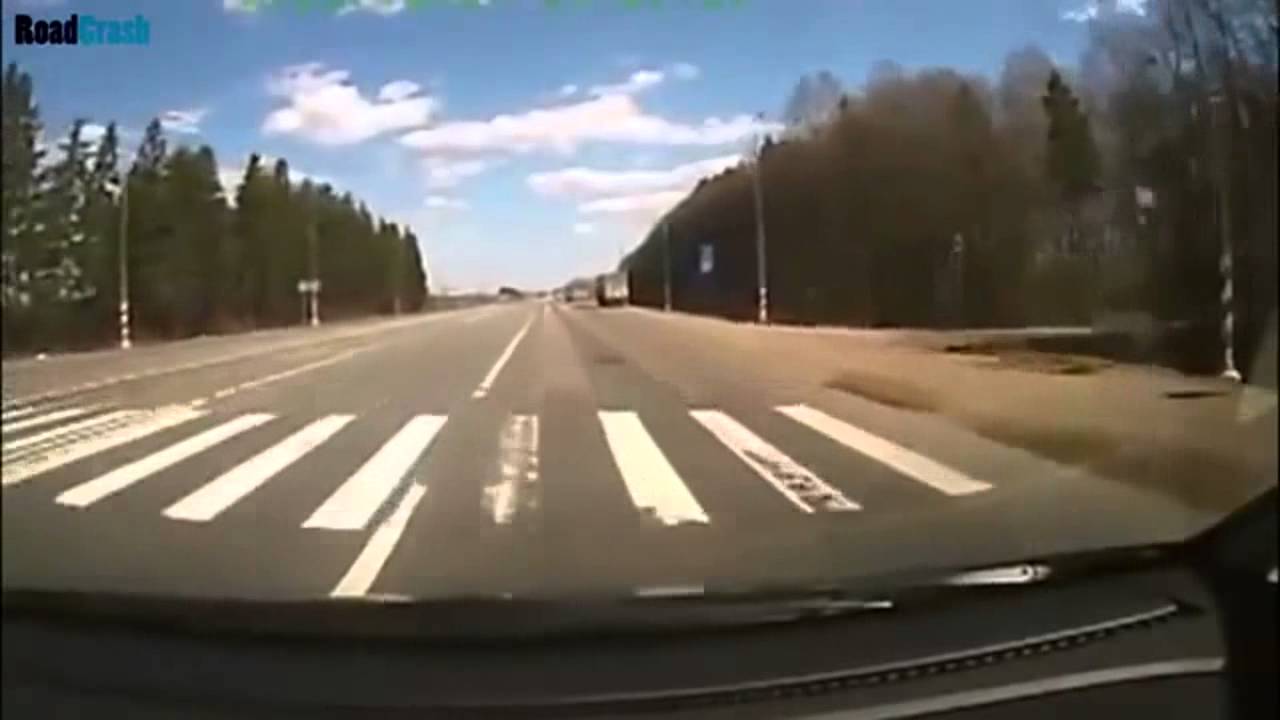 Car Crash Video Compilation | Caught On Camera 2014 Car Crashes #St 37 ...