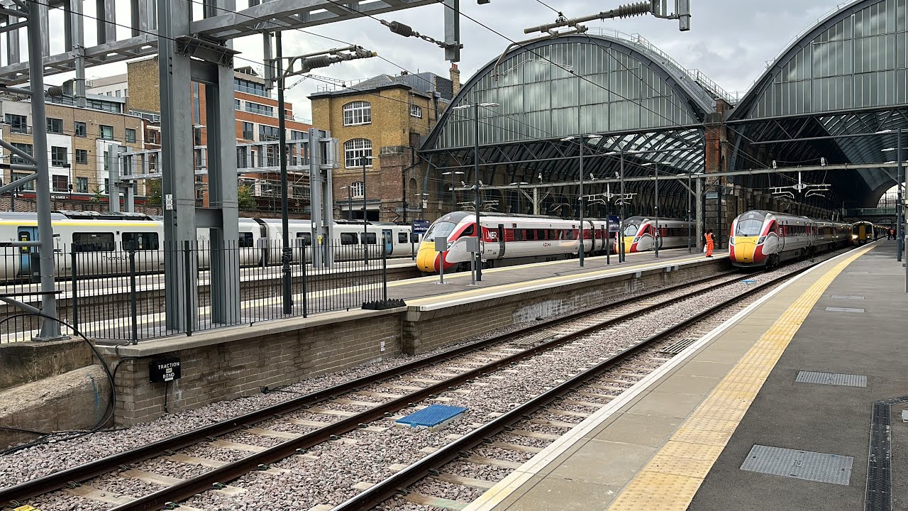 East Coast Main Line Trains at London Kings Cross on October 14th 2022 ...