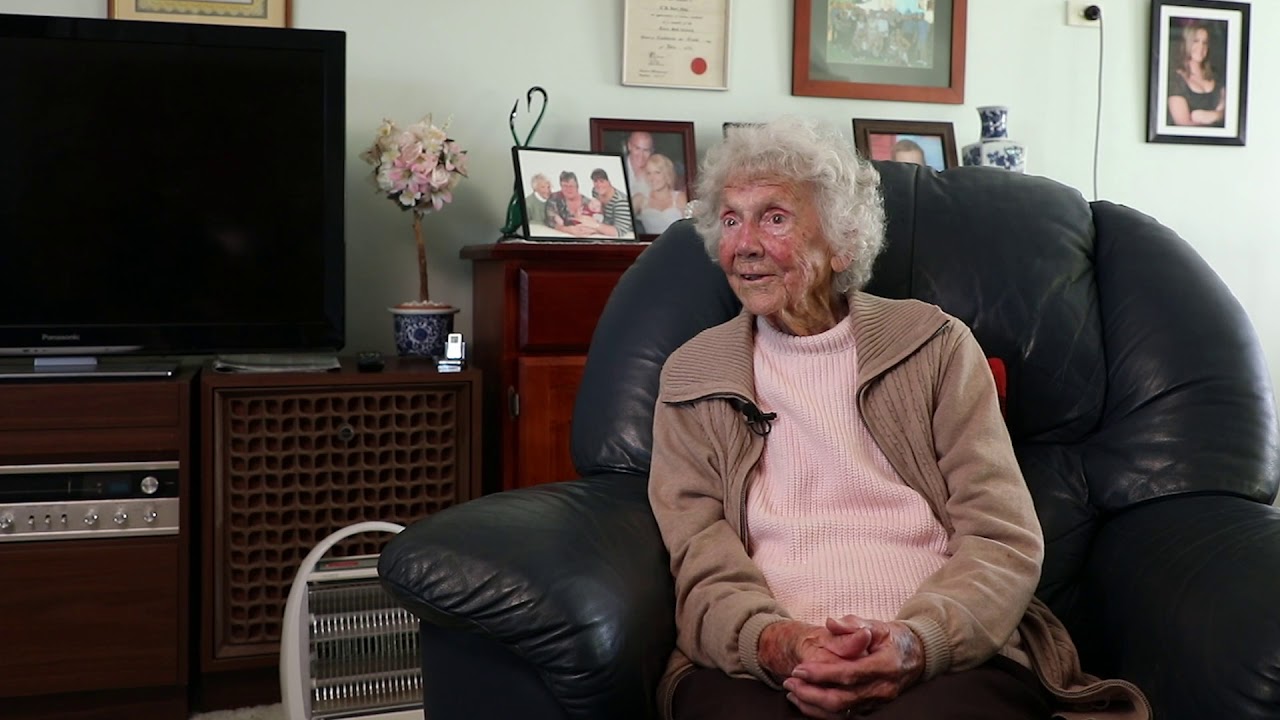 Avis Hall - Life in the AAMWS - Part 2 - YouTube