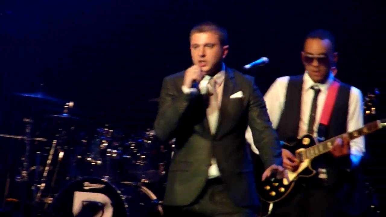 Plan B - "Prayin" - Roundhouse - Camden Crawl - 1st May 2010 - YouTube