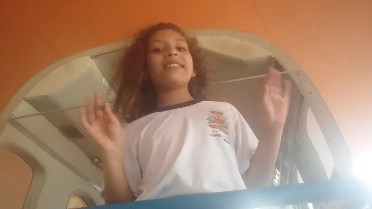 Yara. Barbosa dos santos - YouTube