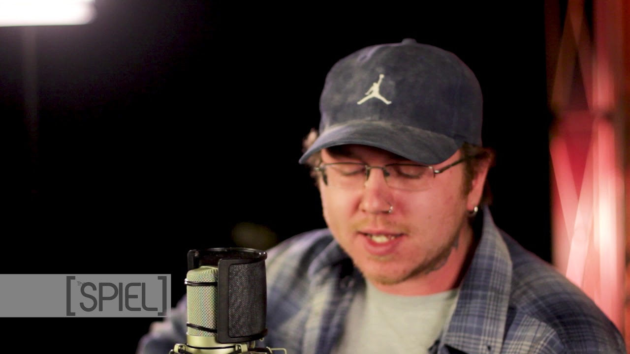 Jake Golden Performs "Lowdown" Live on The Spiel Tv - YouTube