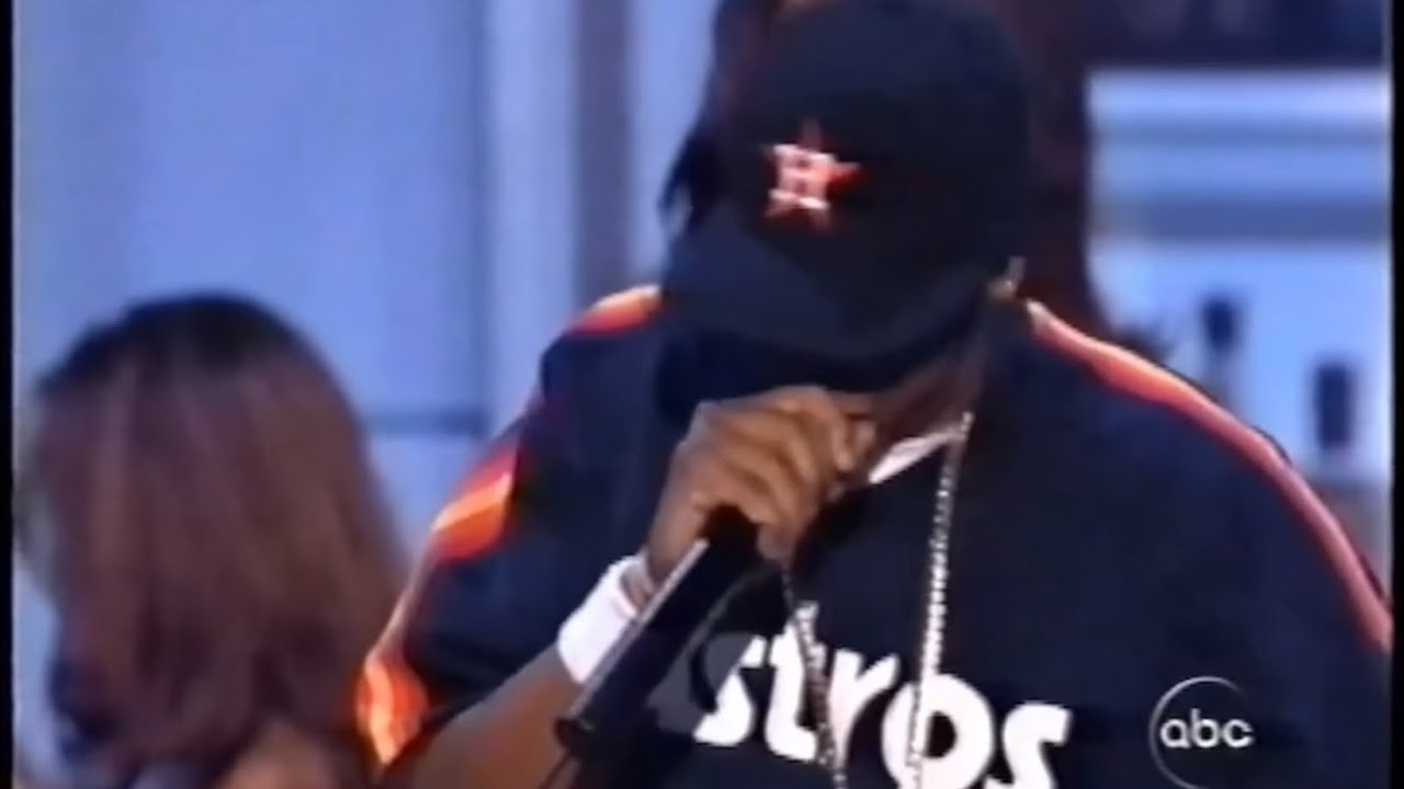 JAY-Z - Izzo & Girls, Girls, Girls live at the 2001 Radio Music Awards ...