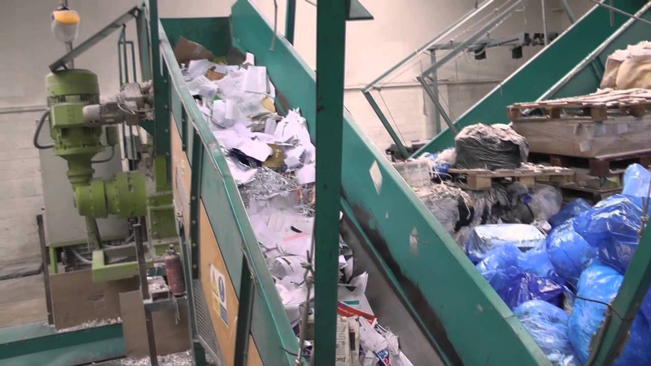 Paper Recycling at The University of Manchester - YouTube