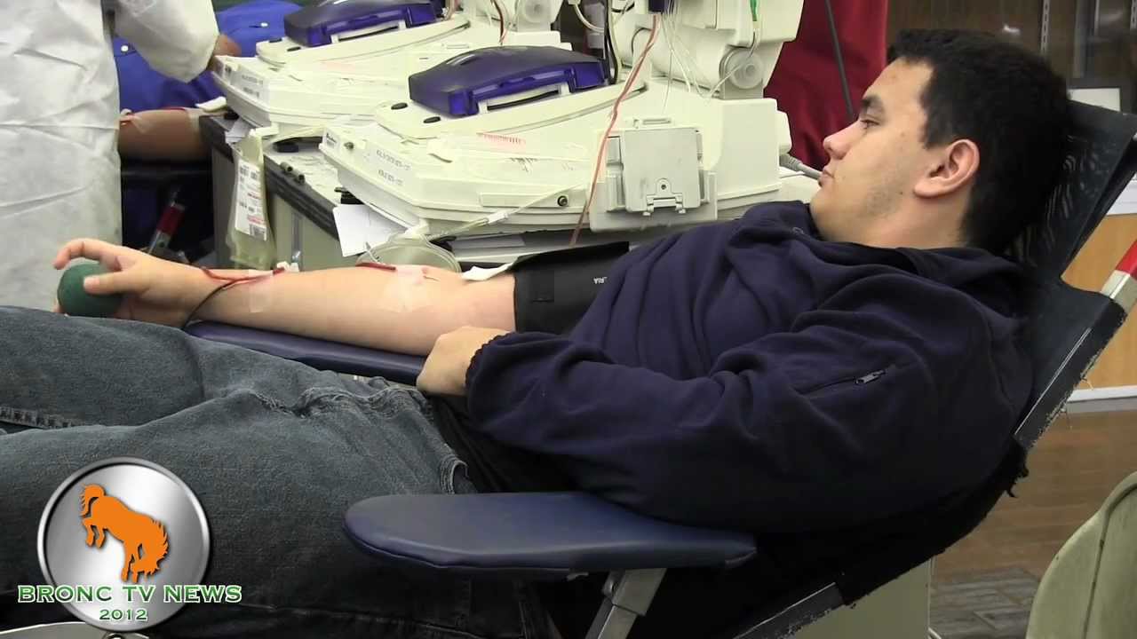 Bronc TV Spanish: United Blood Services Blood Drive - YouTube