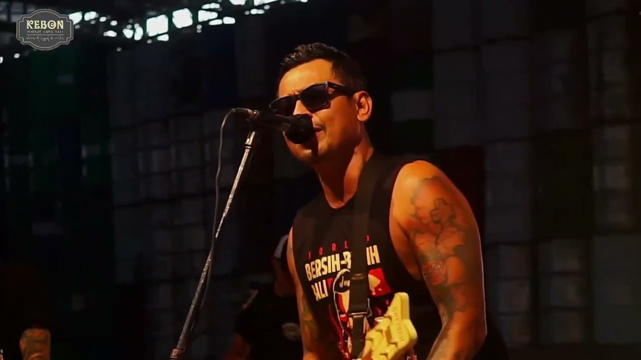 Bobby Kool x COS - Kemesraan x Jika Kami Bersama & Belati Tuhan ...