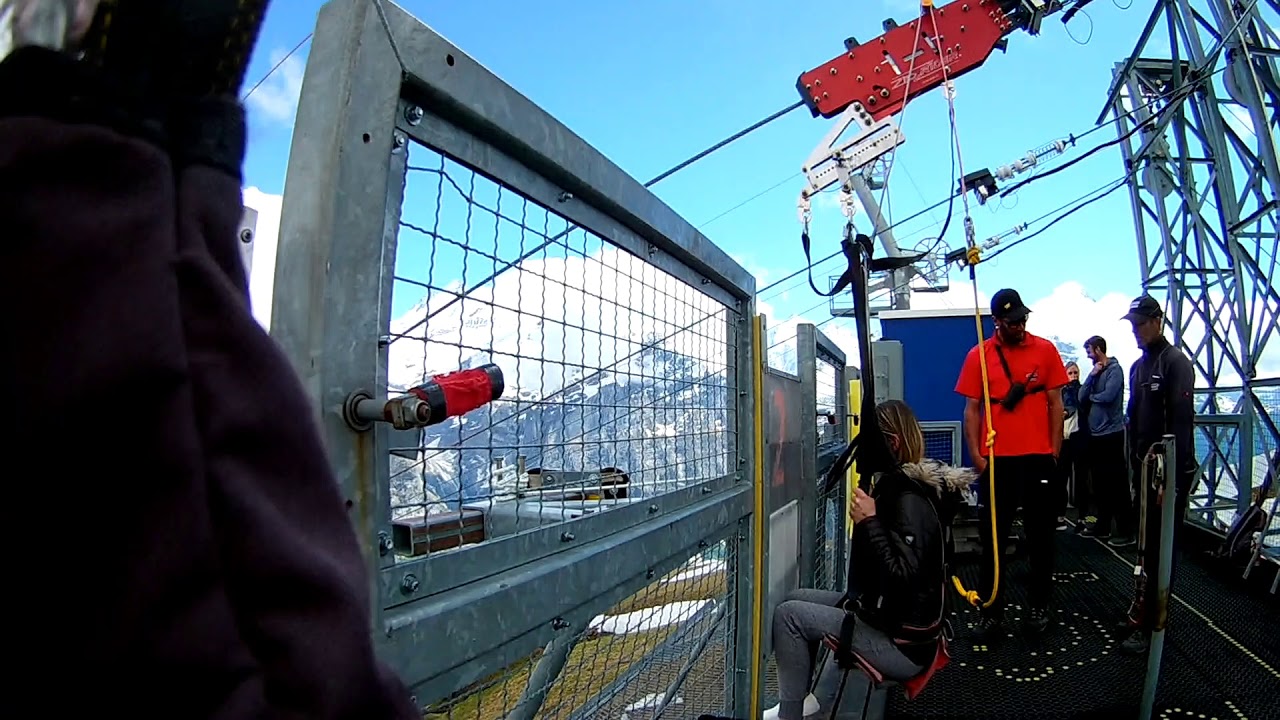 First Flieger Zipline Grindelwald - YouTube